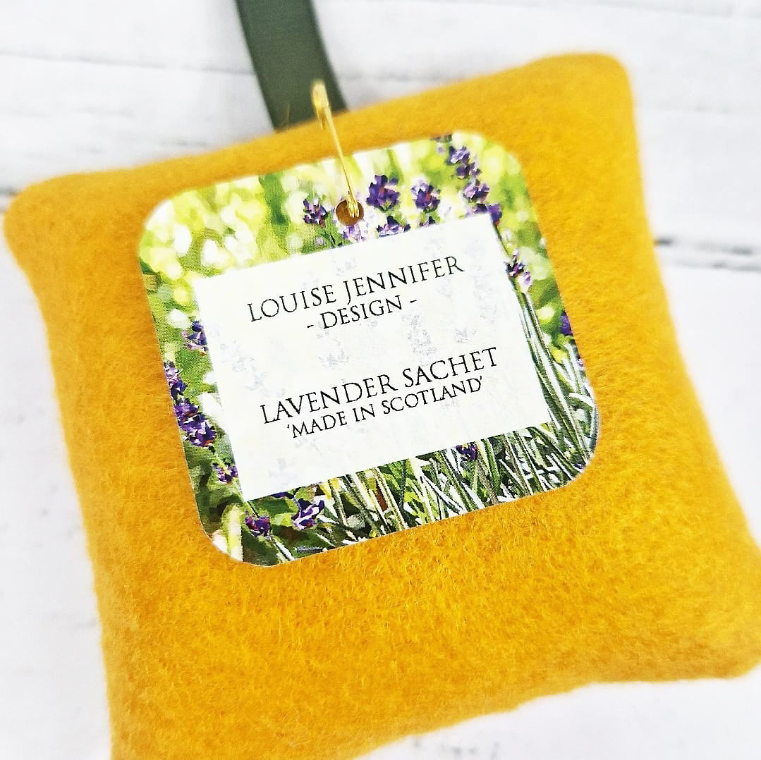 BUFF-TAILED BUMBLEBEE lavender sachet – Louise Jennifer Design